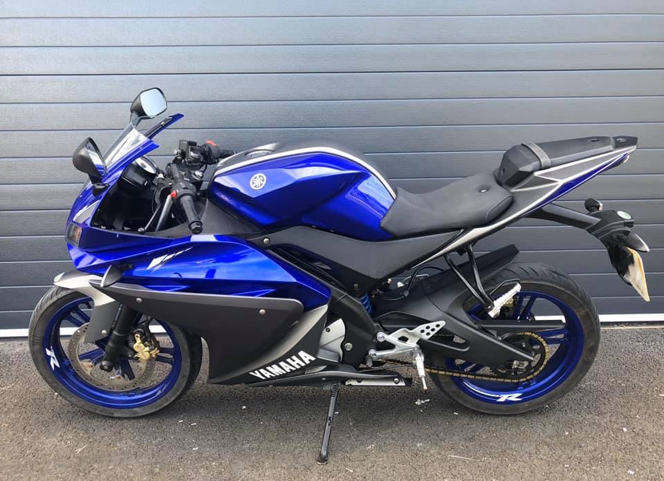 Yamaha YZF125 R125 2013 motorcycle for sale in West Midlands.